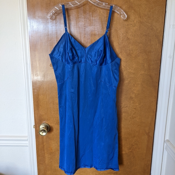 Sears | Intimates & Sleepwear | Vintage Sears Robuck Nylon Chemise Slip ...